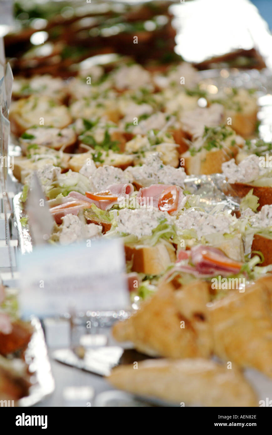 food finger plate buffet Stock Photo - Alamy