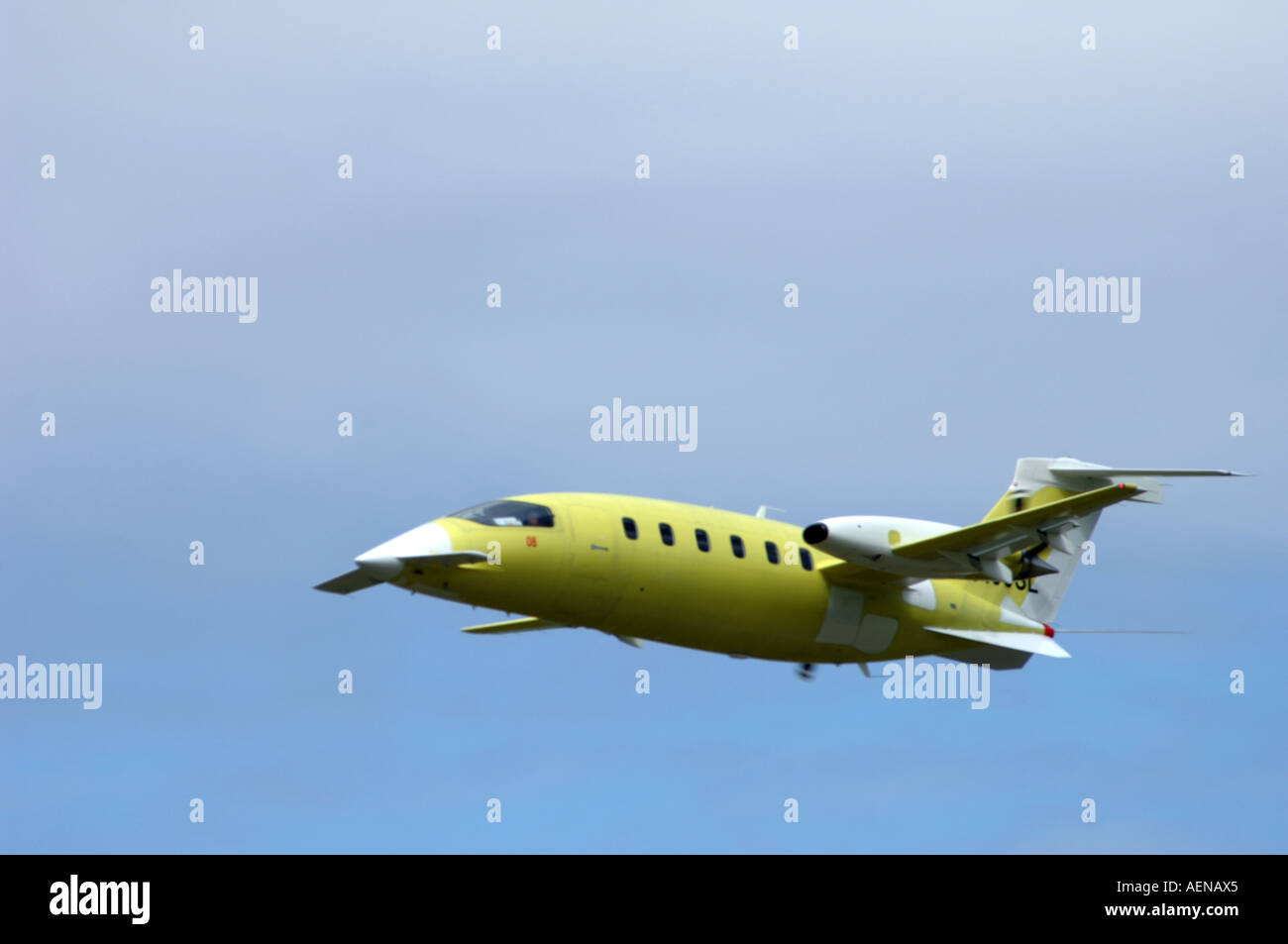 Rear fuselage mounted engines hi-res stock photography and images - Alamy