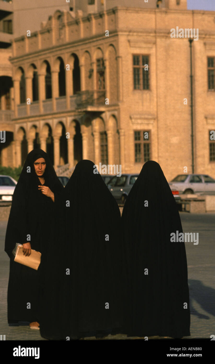 Iraqi women hi-res stock photography and images - Alamy
