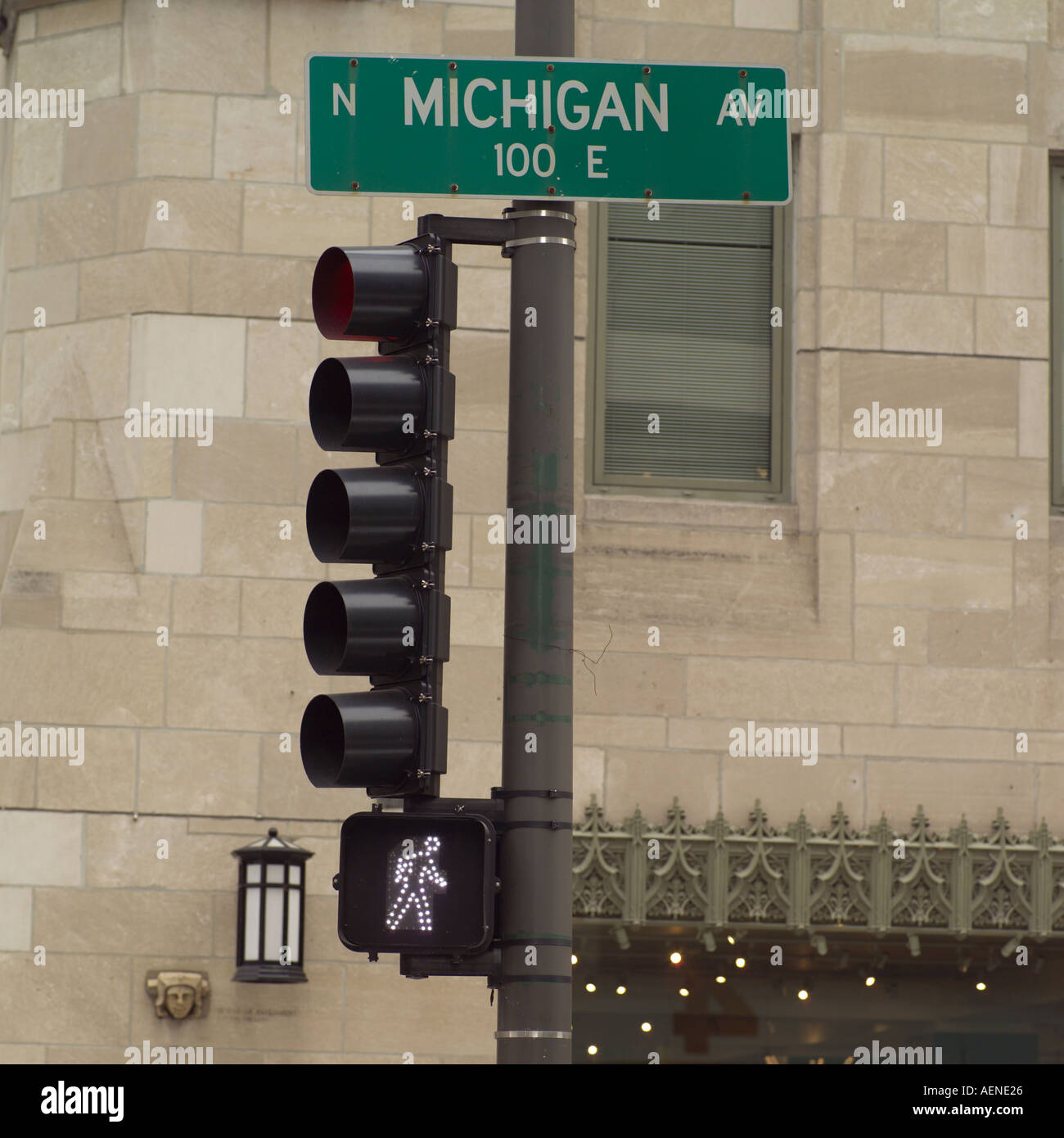 Chicago electric pole hi-res stock photography and images - Alamy