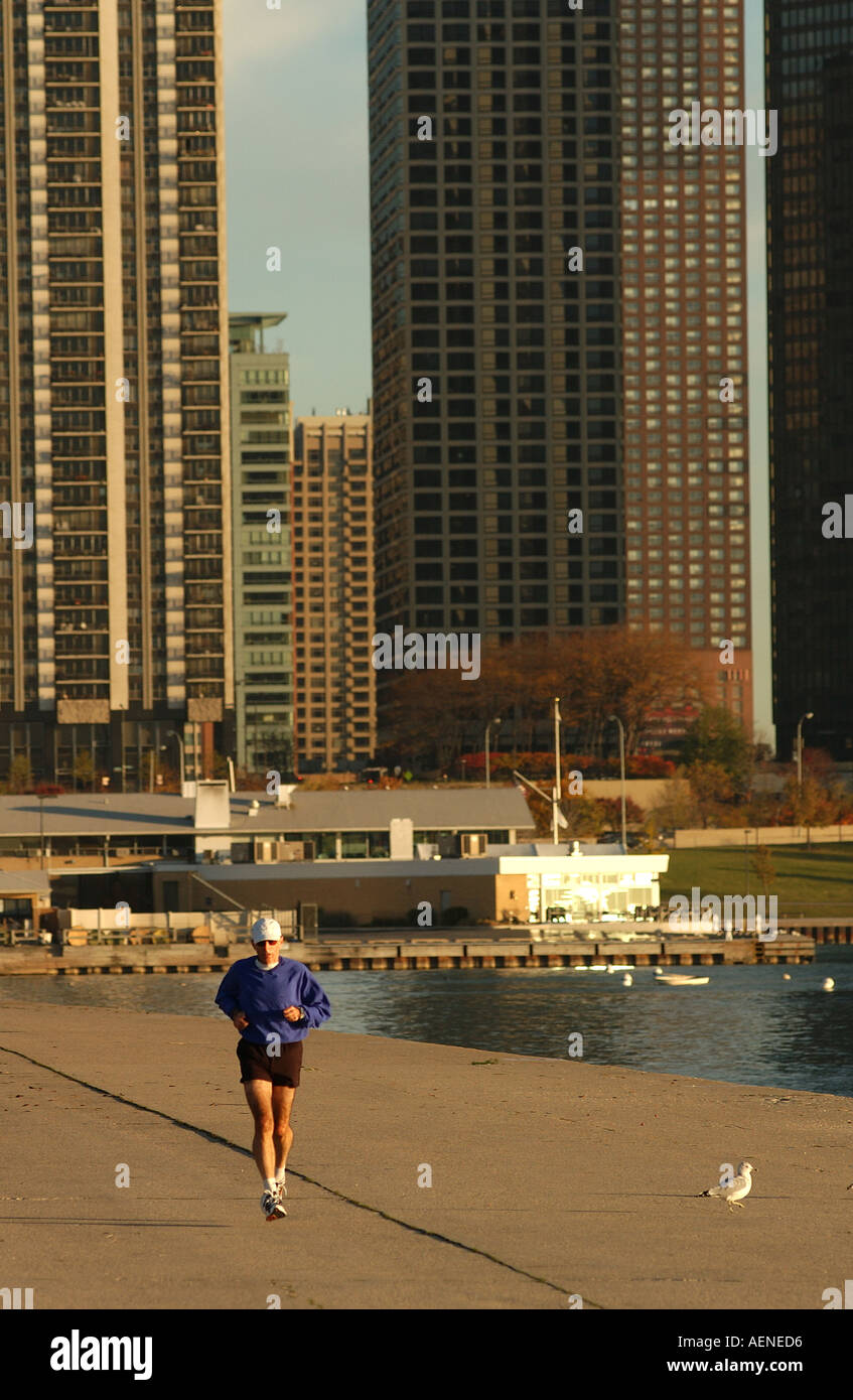 Lakeshore drive running hi-res stock photography and images - Alamy