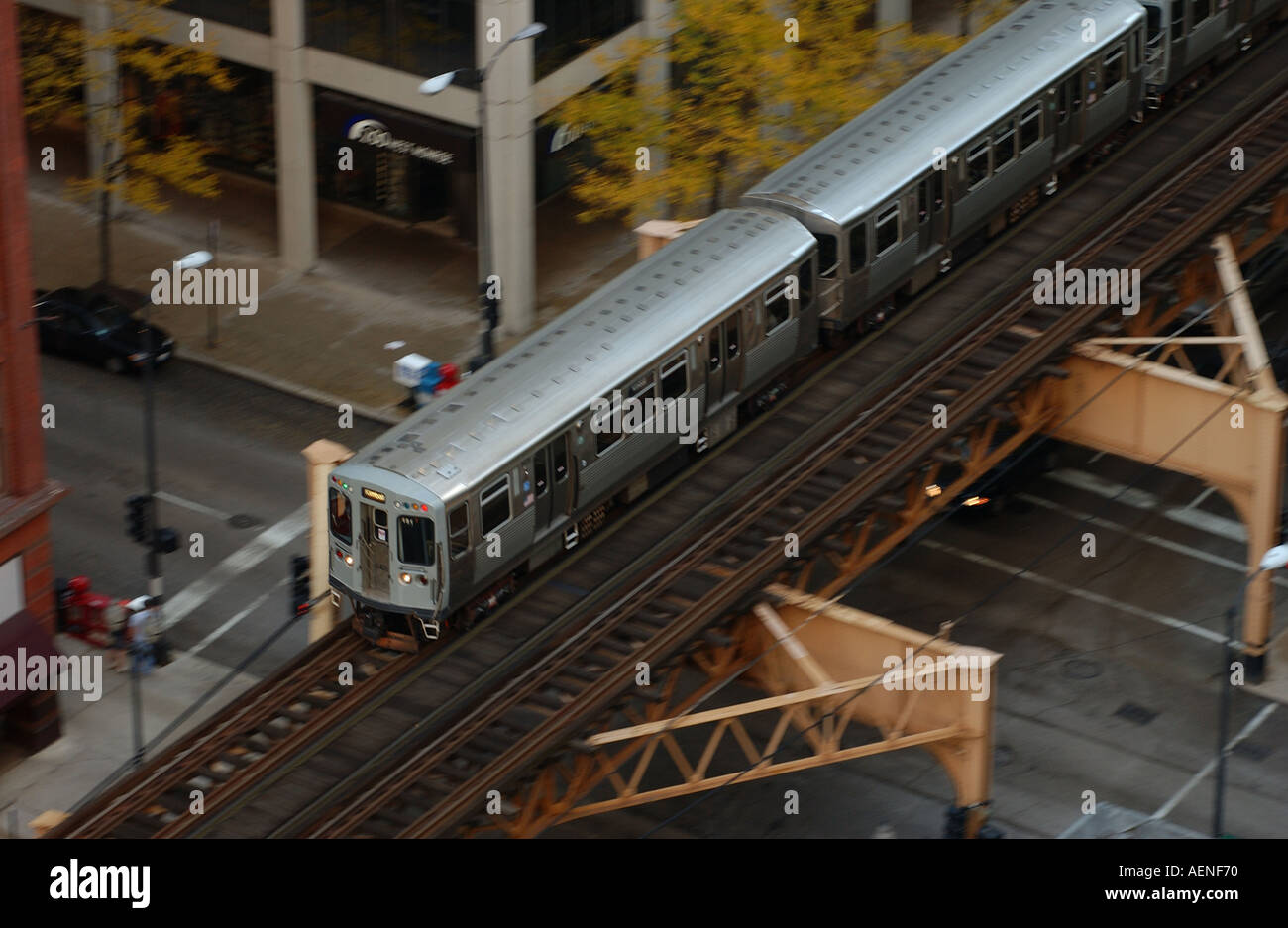 Commuter rail bridge chicago hi-res stock photography and images - Alamy
