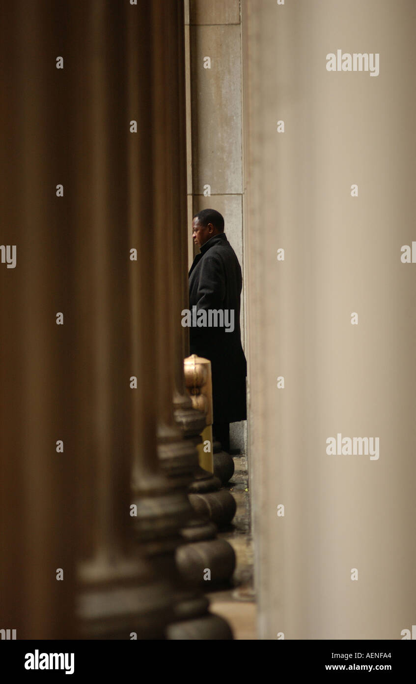 Man standing outside a building Chicago Illinois Stock Photo - Alamy