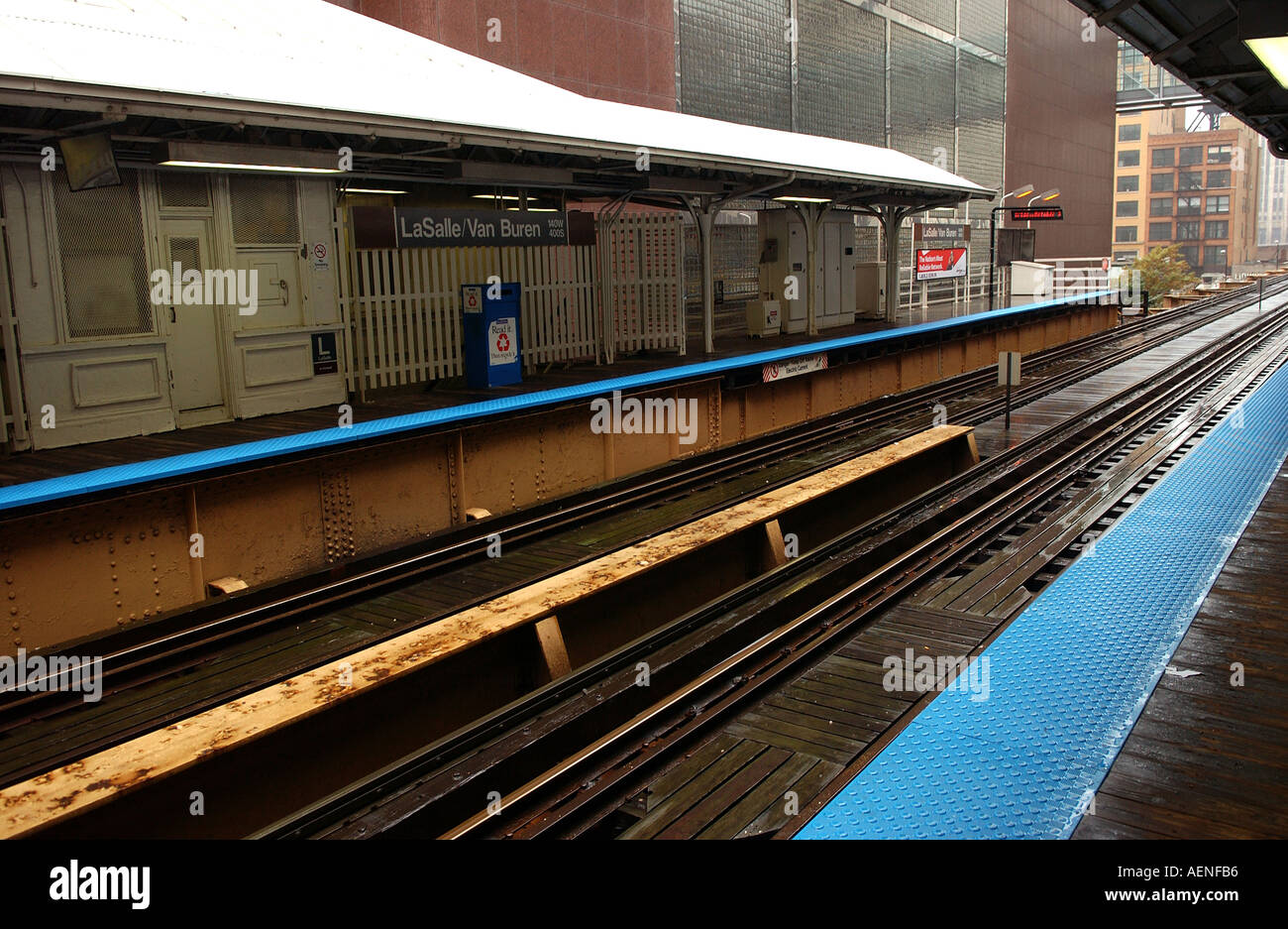 Close up chicago subway train hi-res stock photography and images - Alamy