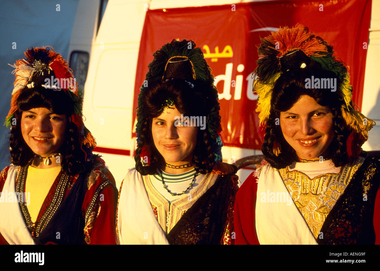 Berber girl in traditional clothes hi-res stock photography and images ...