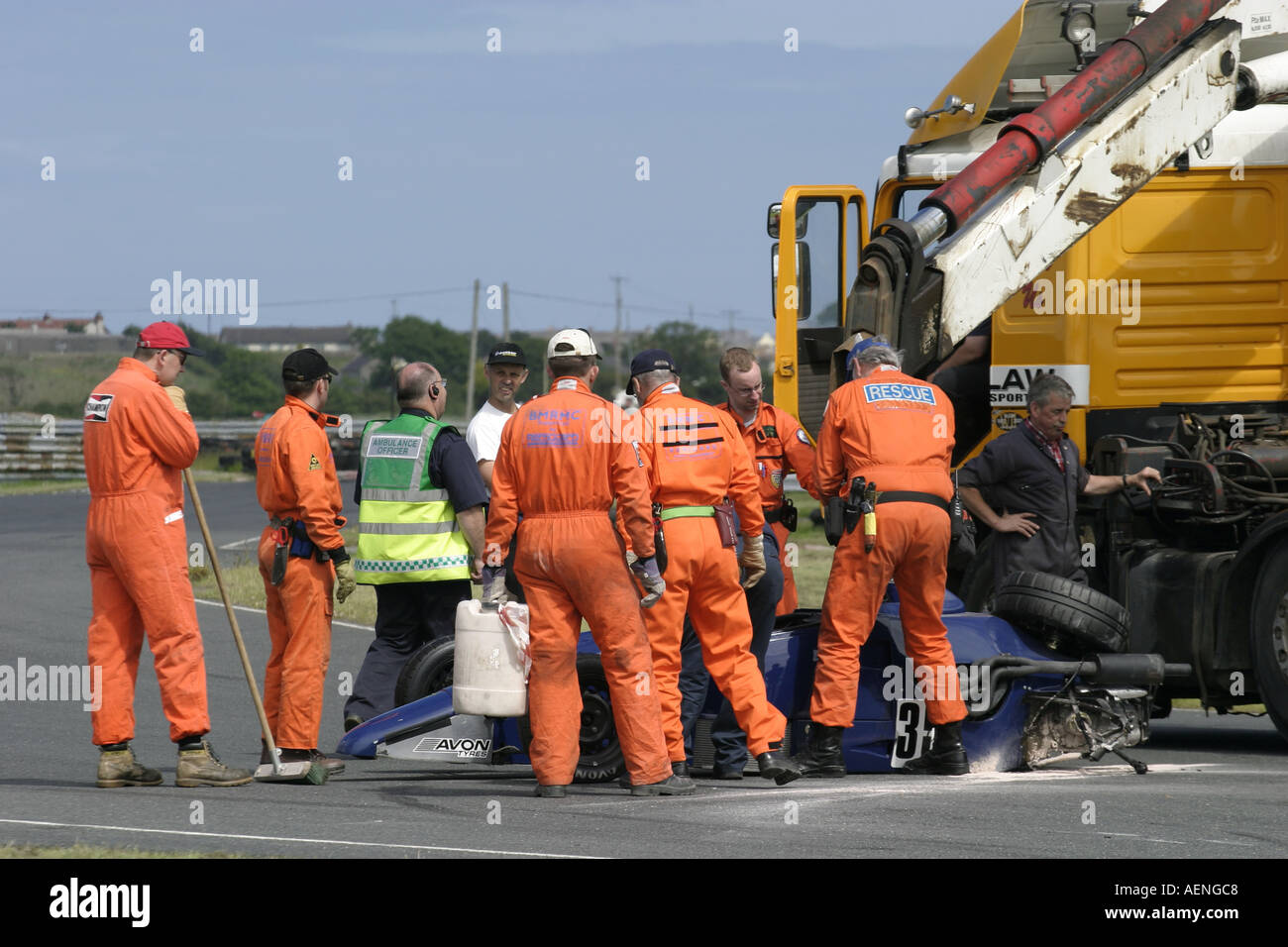crashed blue Van Diemen RF92 Formula Ford FF 1600 loaded onto recovery ...