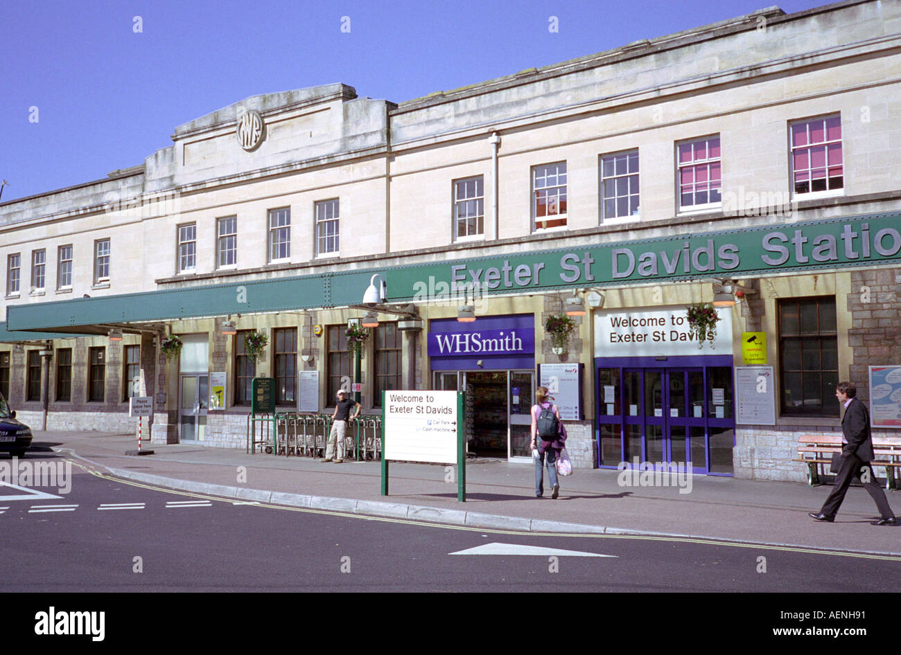 Exeter to london train hi-res stock photography and images - Alamy
