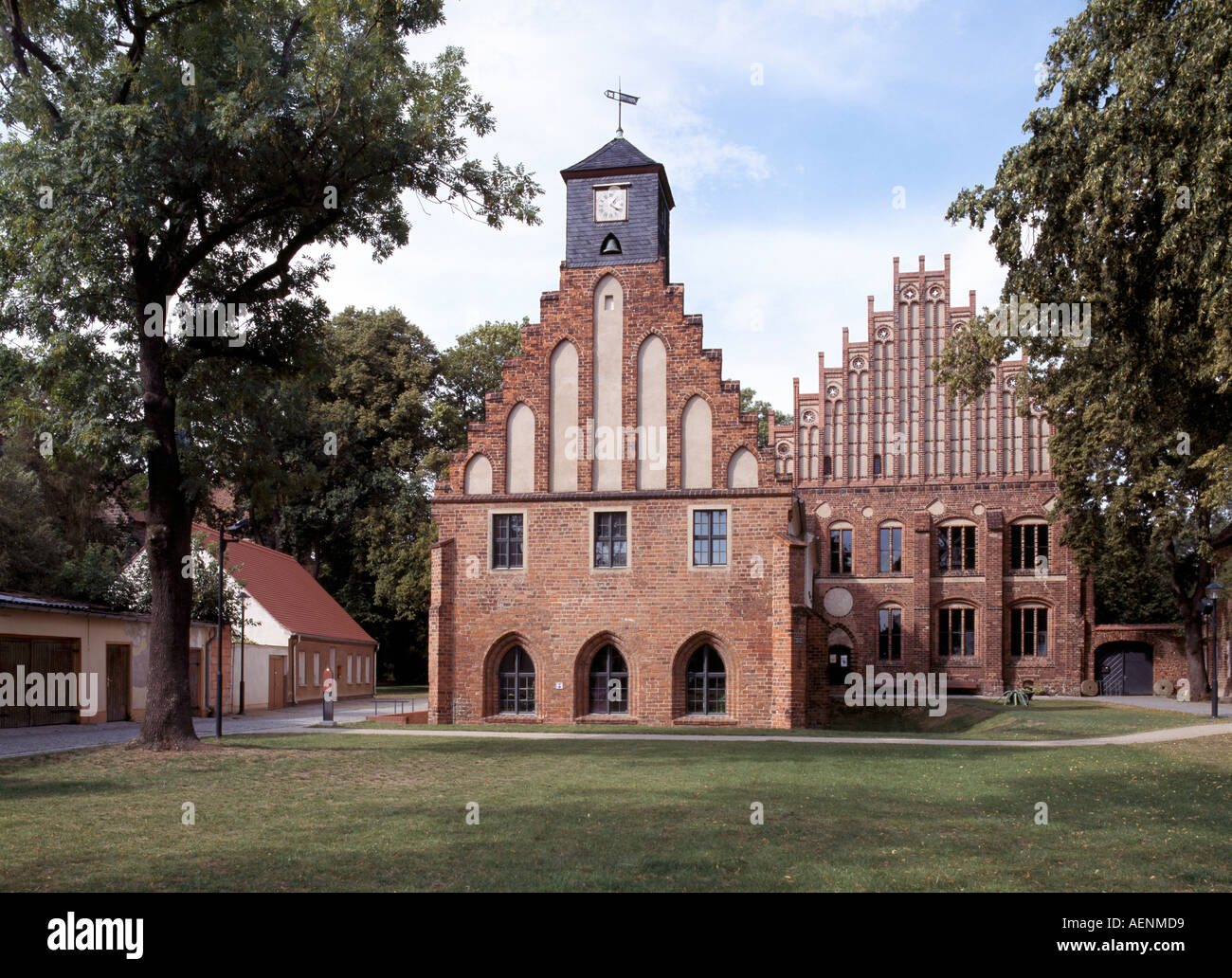 Zinna, Kloster Zinna, Alte und Neue Abtei Stock Photo - Alamy