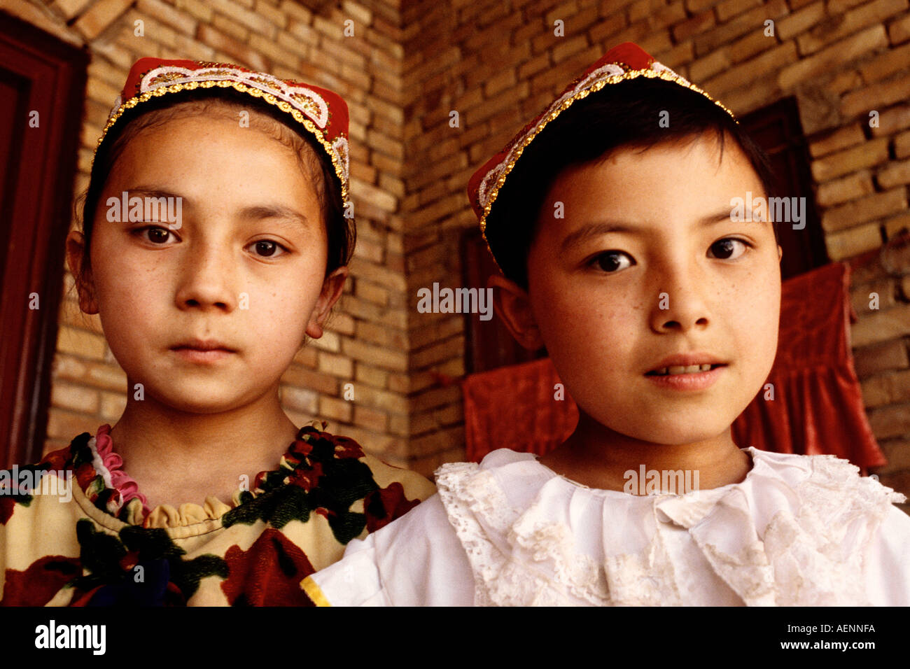 Uyghur girls hi-res stock photography and images - Alamy