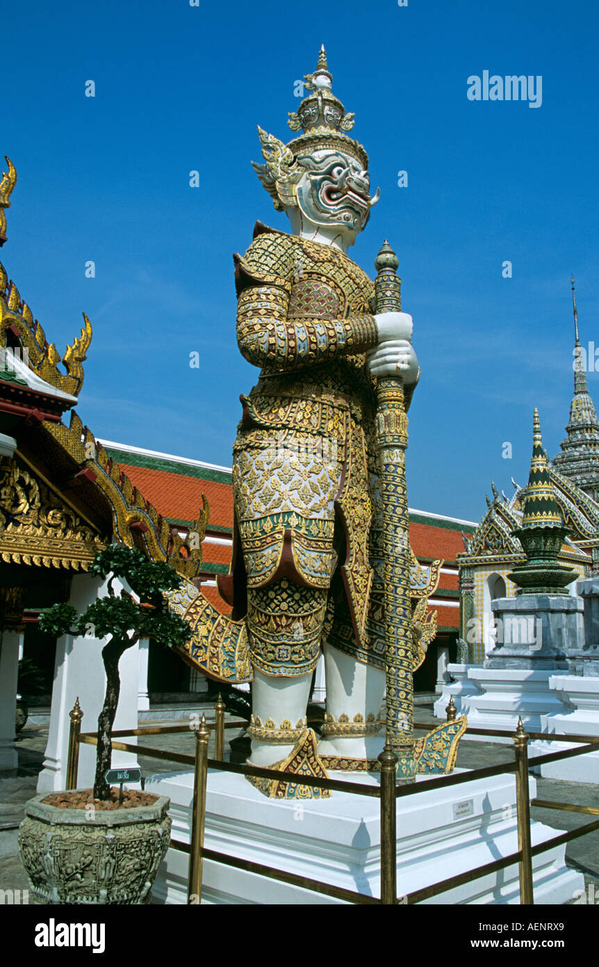 Temple Guard, Grand Palace, Bangkok, Thailand Stock Photo - Alamy