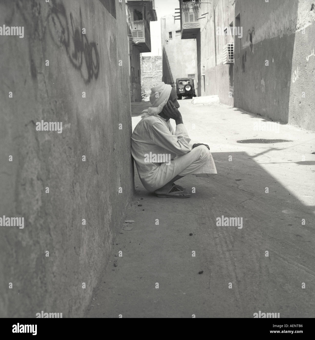 Manama street scene hi-res stock photography and images - Alamy