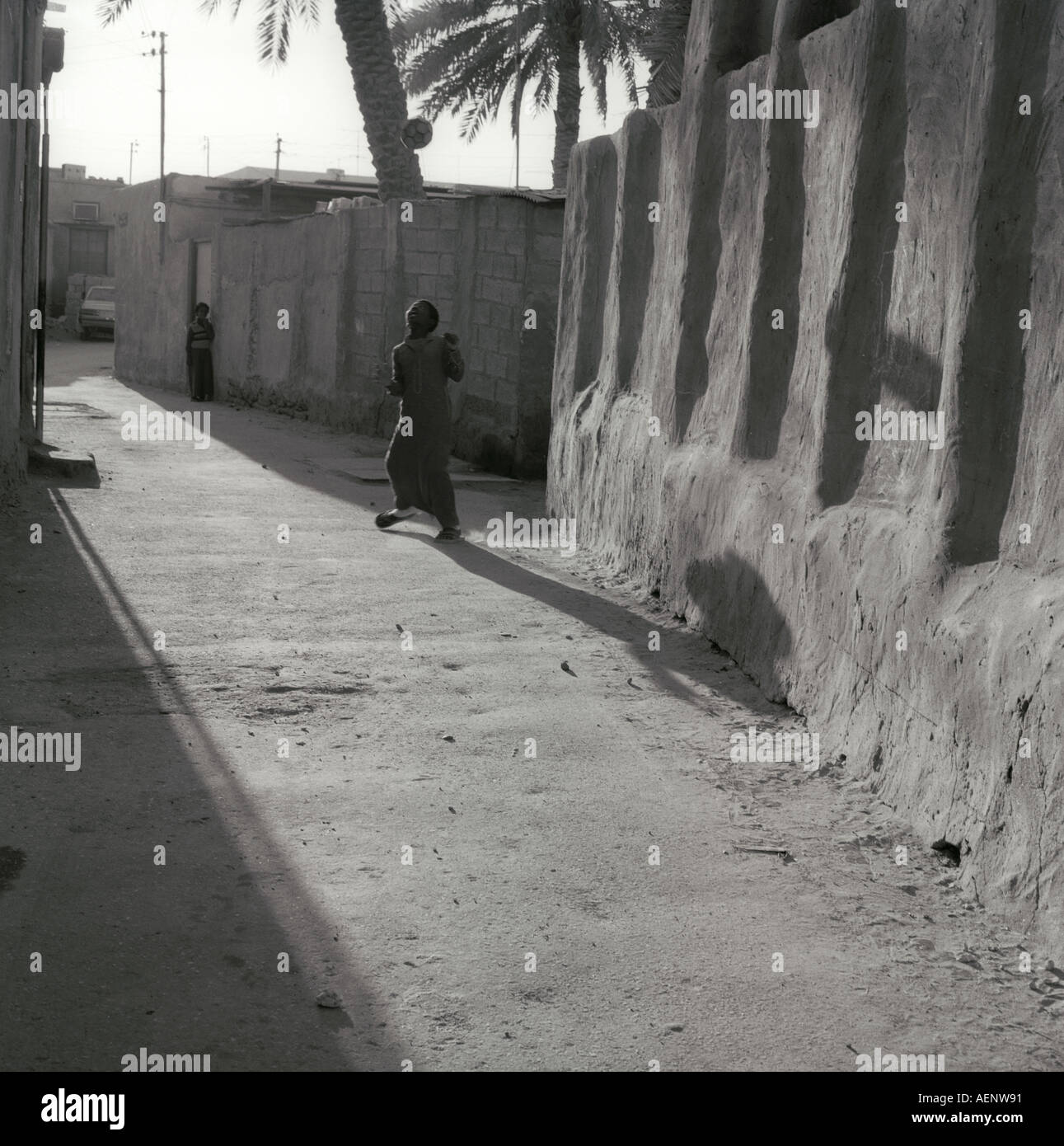 Bahrain boy hi-res stock photography and images - Alamy