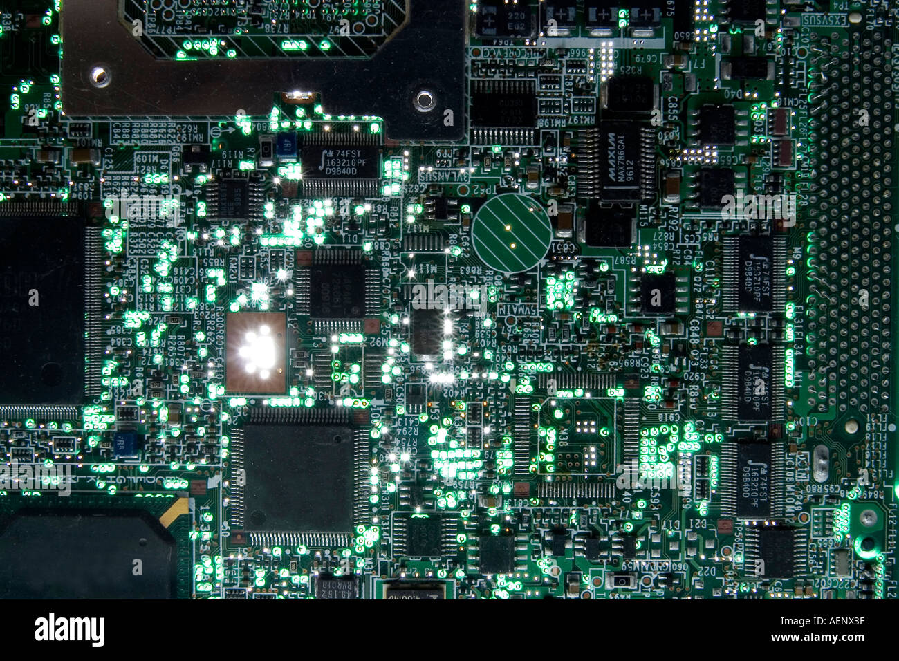 Circuitry binary code hi-res stock photography and images - Alamy