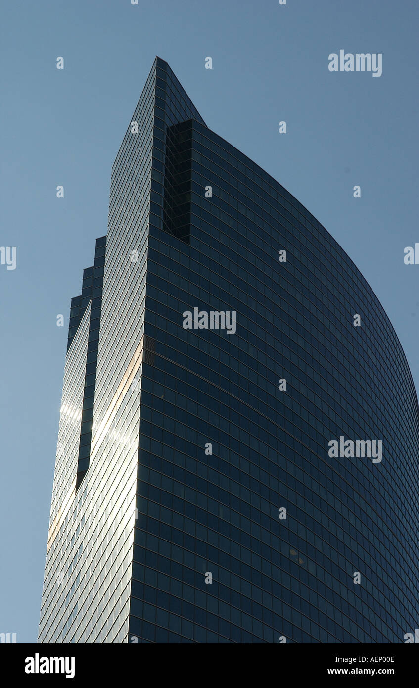 333 wacker drive chicago building hi-res stock photography and images ...