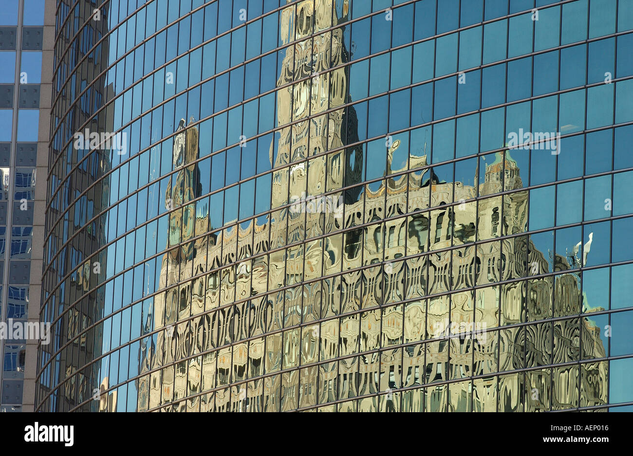 333 wacker drive chicago building hi-res stock photography and images ...