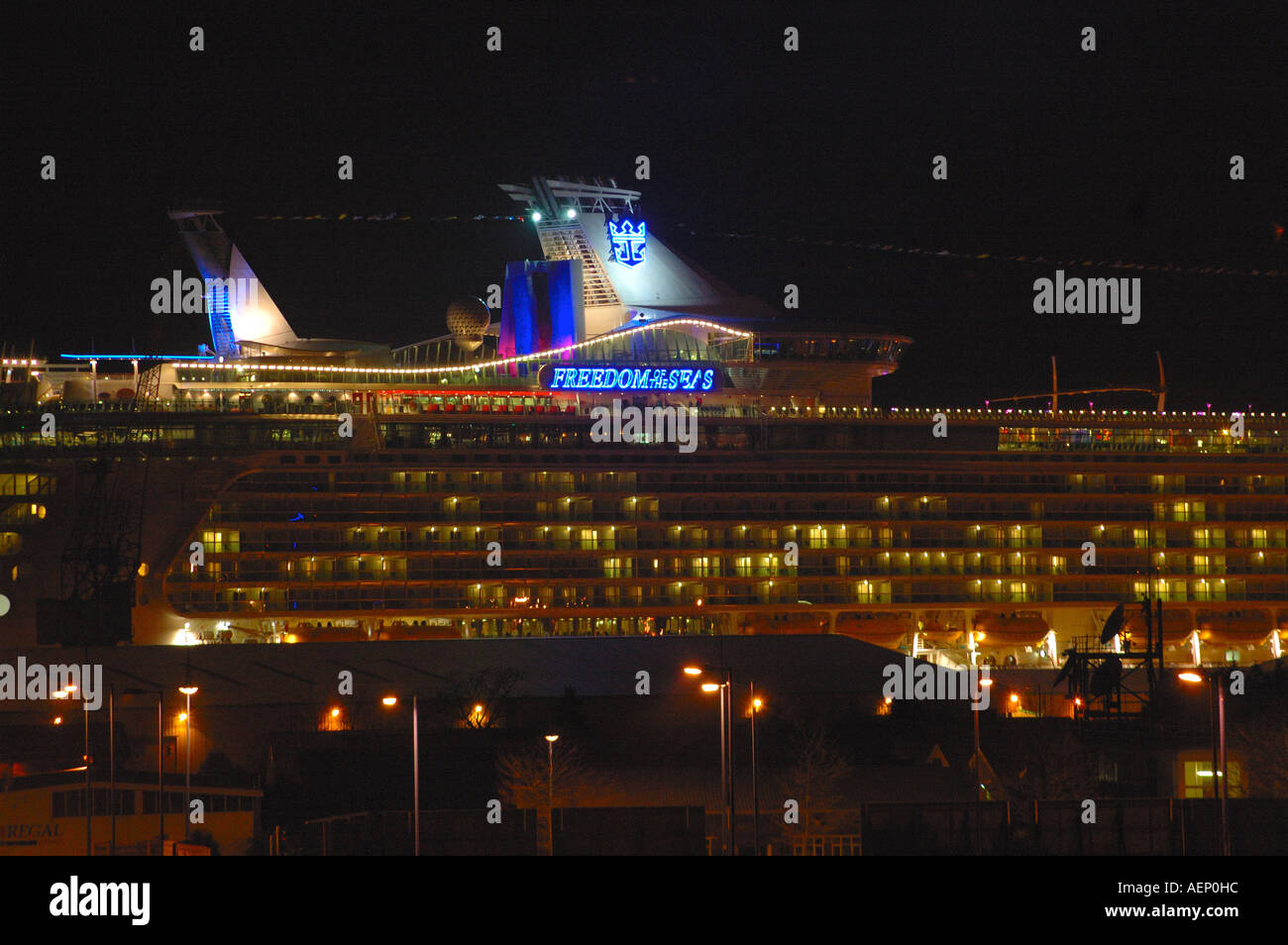 Freedom of the Seas, Nighttime, Southampton Docks, Southampton ...