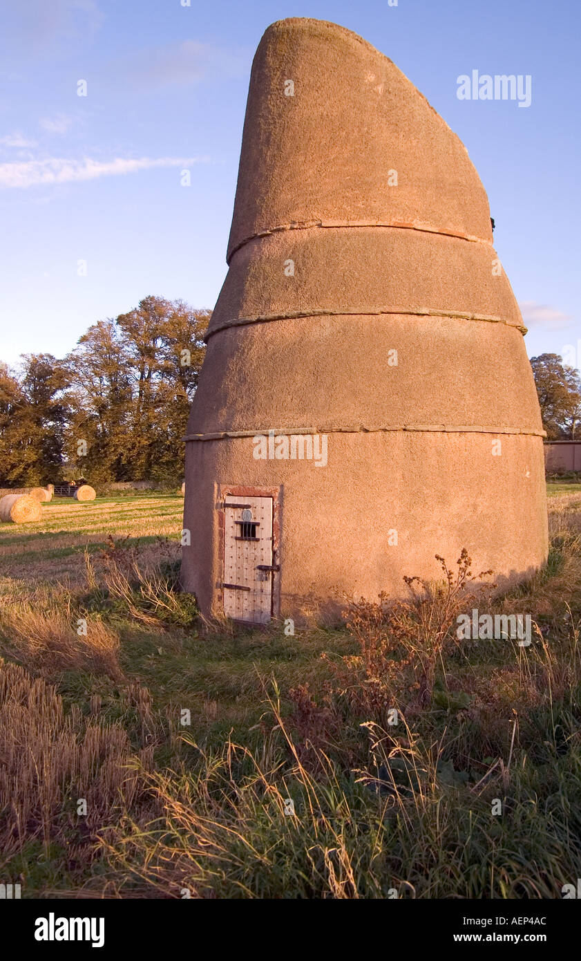Stone Built Pigeon Coop High Resolution Stock Photography and Images ...