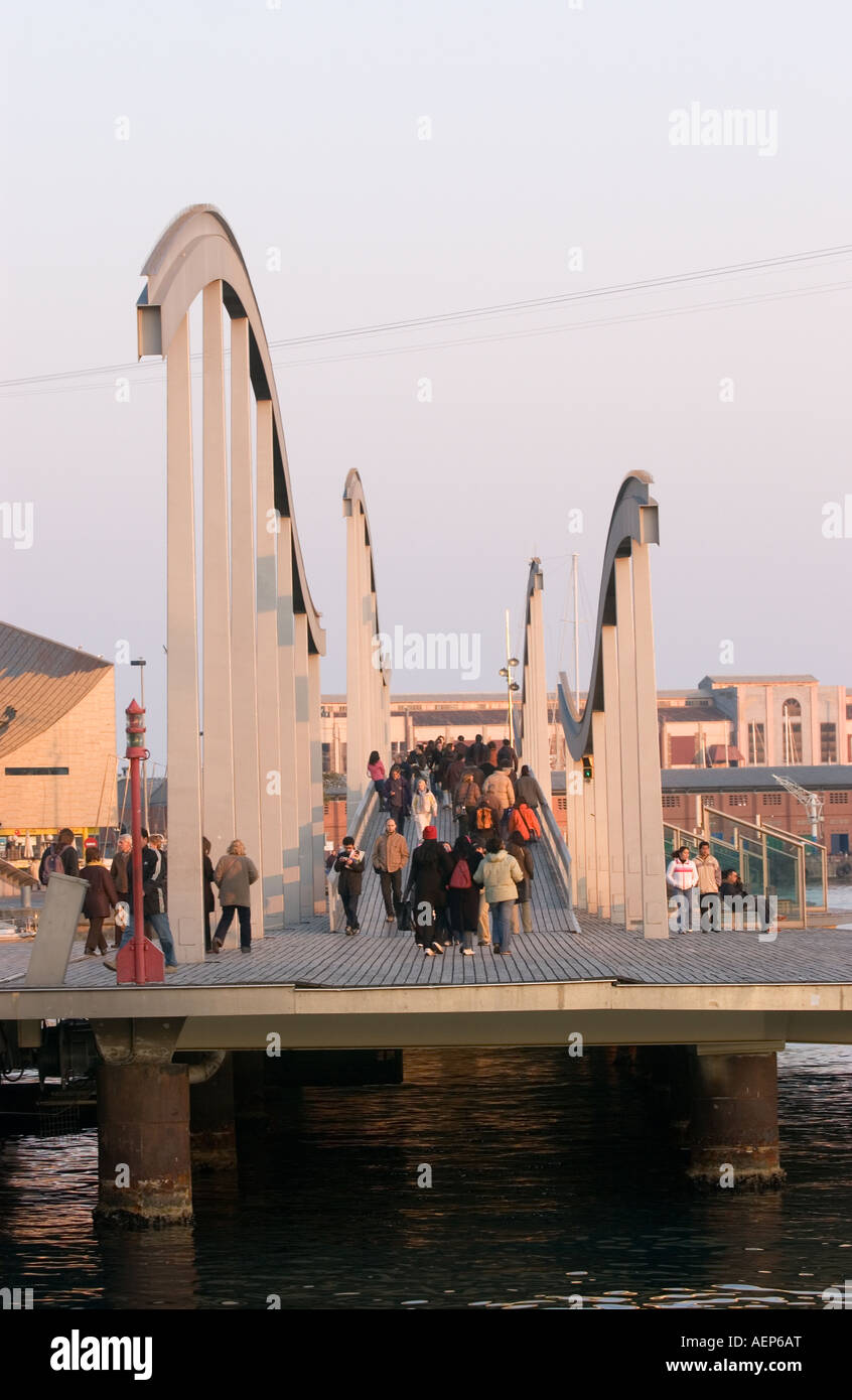 Harbour promenade in Barcelona Stock Photo - Alamy
