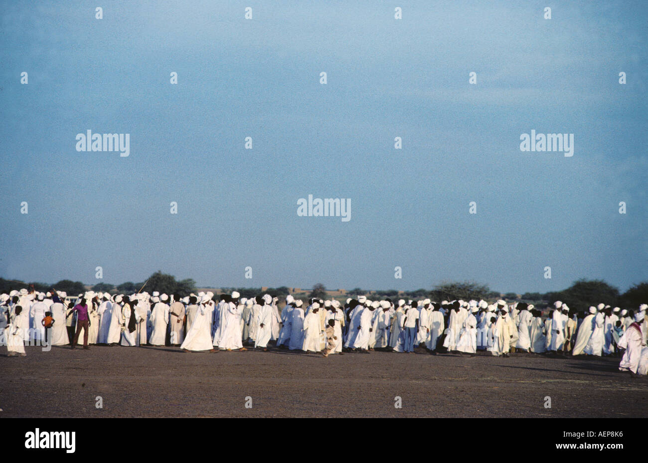 AF Tanzania; A large gathering of Muslims Stock Photo - Alamy