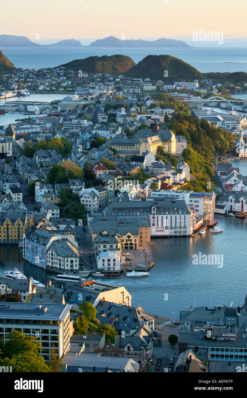 Fjellstua viewpoint hi-res stock photography and images - Alamy