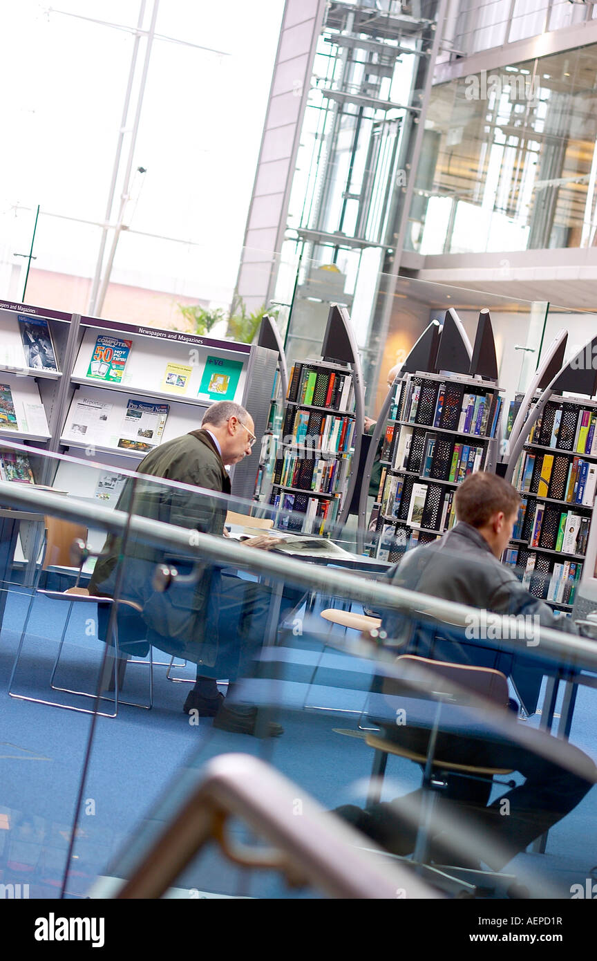 PUBLIC READING AND RESEARCH AREA IN THE FORUM NORWICH, ENGLAND, UK ...