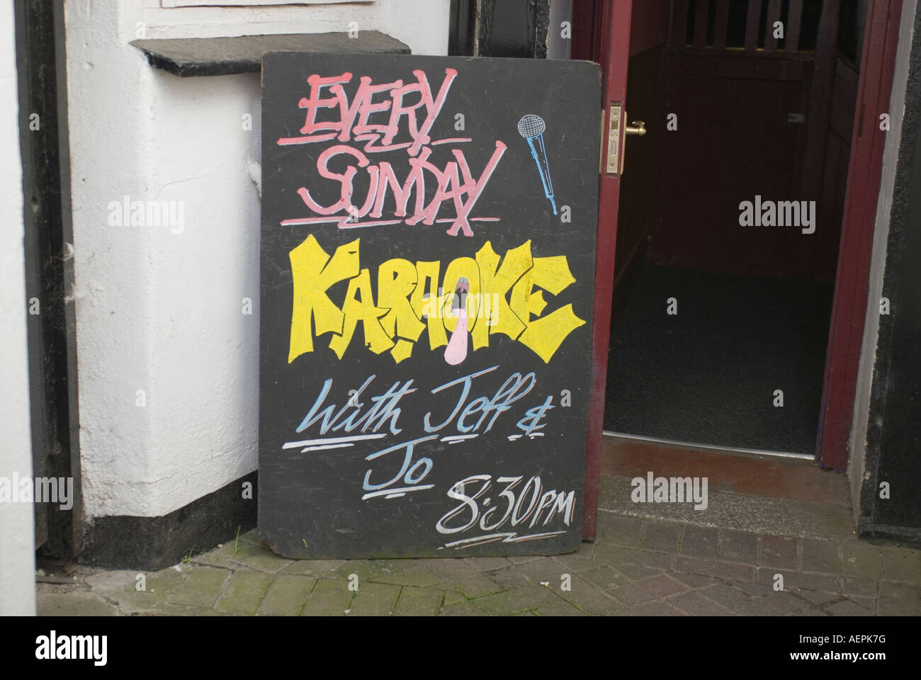Karaoke Sign, Looe, Cornwall, UK Stock Photo - Alamy