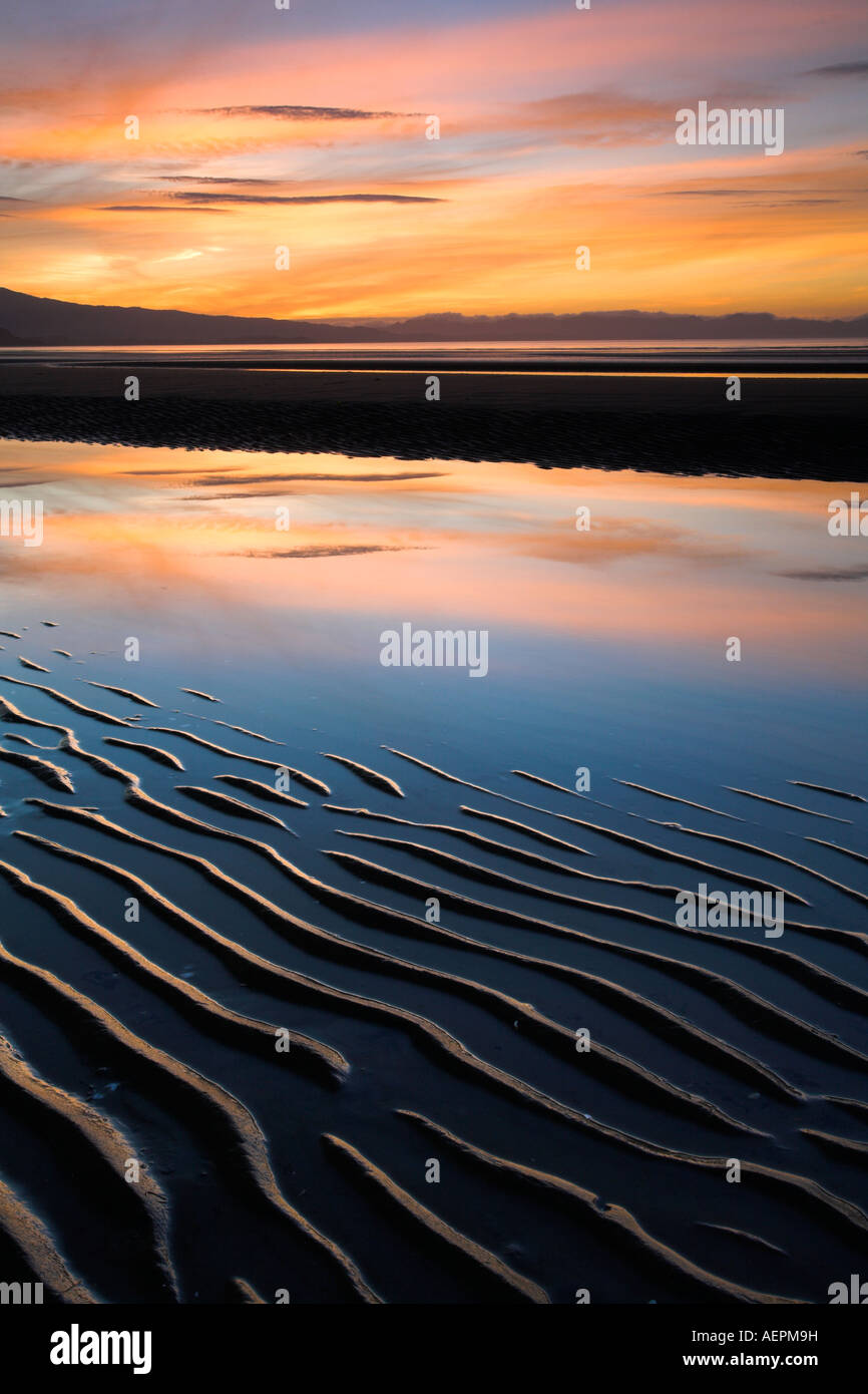 Pohara beach new zealand hi-res stock photography and images - Alamy