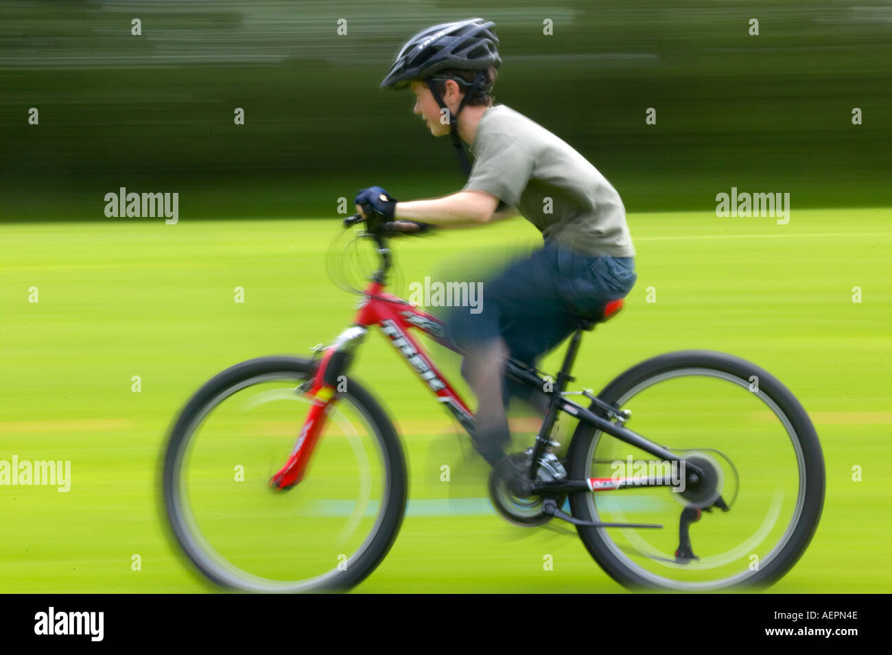 Youth cycle race hi-res stock photography and images - Alamy