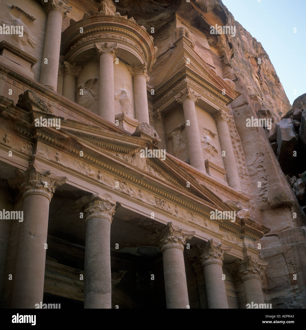 Khaznah hi-res stock photography and images - Alamy