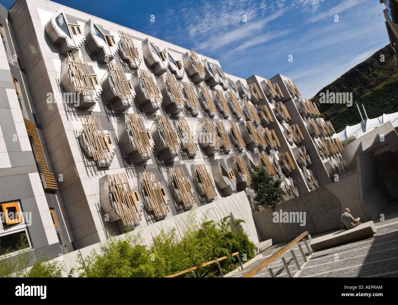 The Scottish Parliament building at Holyrood Stock Photo - Alamy