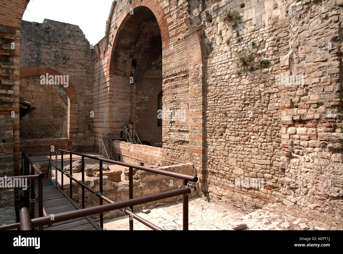 Les thermes de Constantin (The Thermae of Constantine). Arles. Provence ...
