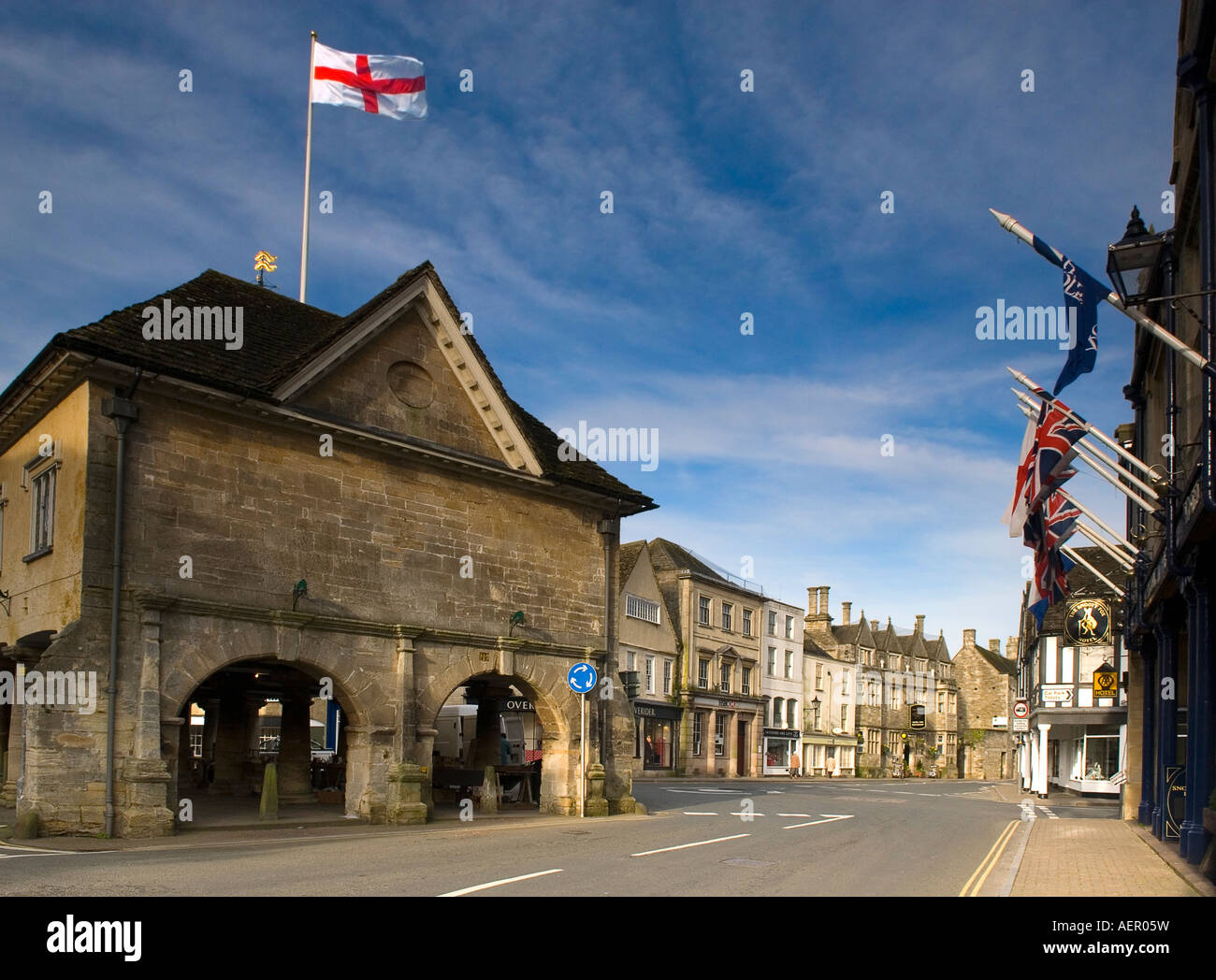Tetbury Market Place - Gloucestershire Stock Photo - Alamy