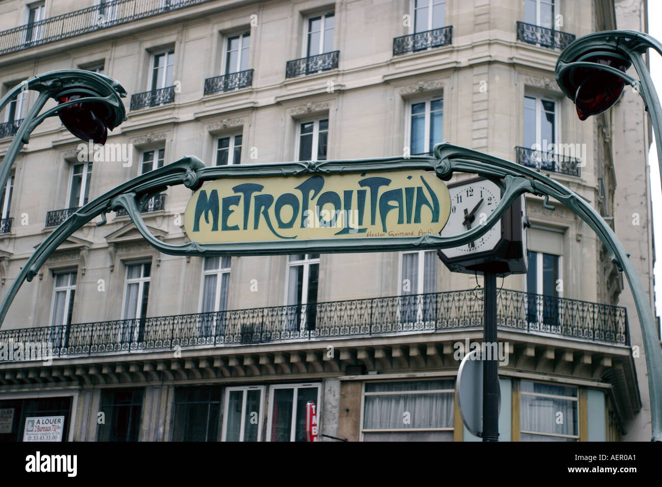 Close up of Paris subway entrance Stock Photo - Alamy