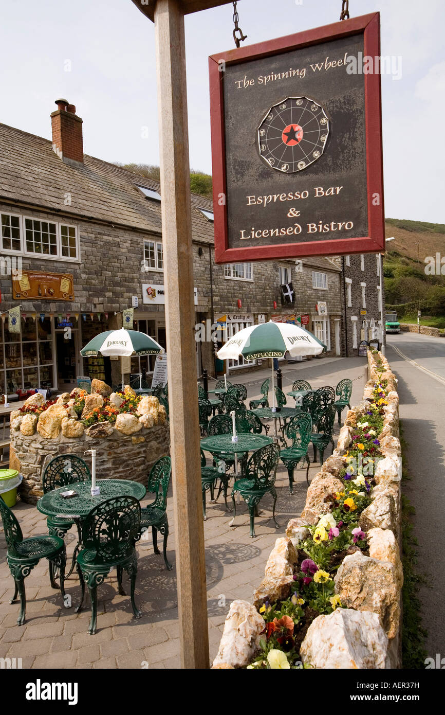 Harbourside seating hi-res stock photography and images - Alamy