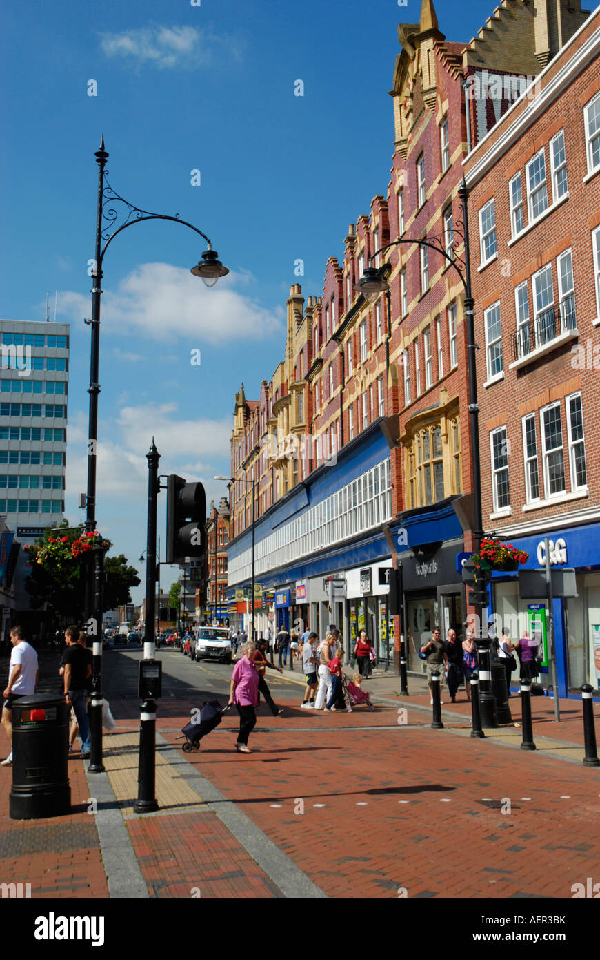 Reading berkshire broad street hi-res stock photography and images - Alamy