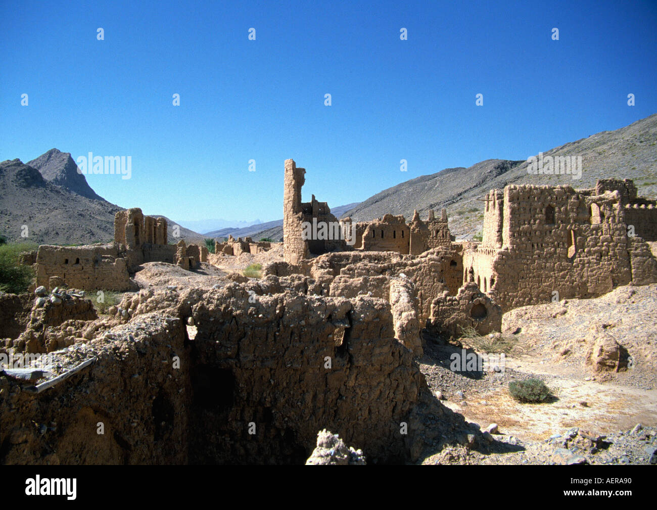ruins of tanut oman Stock Photo - Alamy