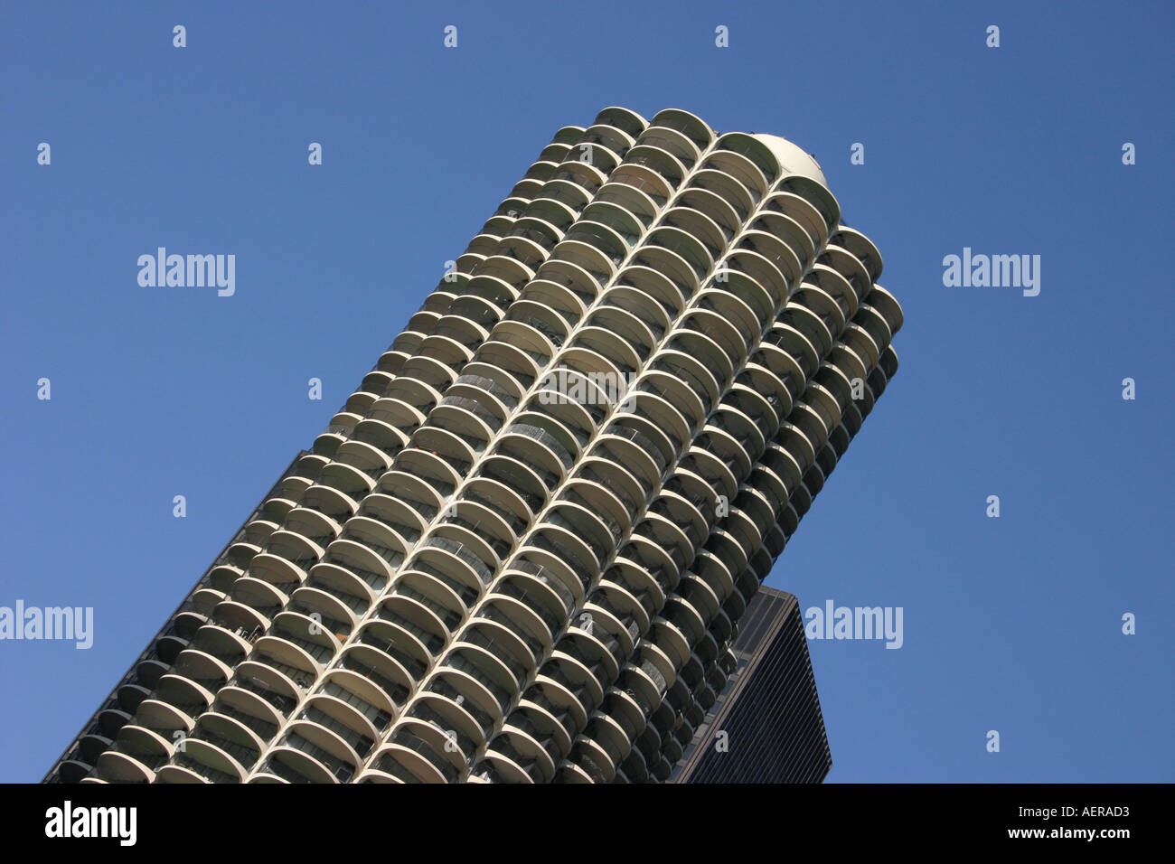 Chicago corn cob skyscraper hi-res stock photography and images - Alamy