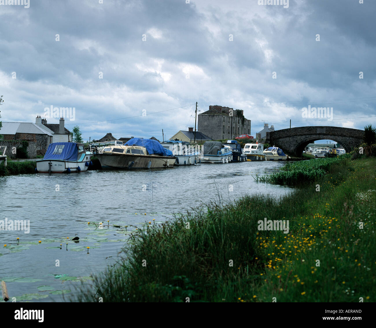 cruise boats tied to bank of irelands longest river Stock Photo - Alamy