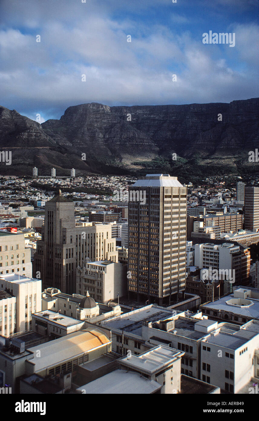 table mountain city of cape town south africa Stock Photo - Alamy