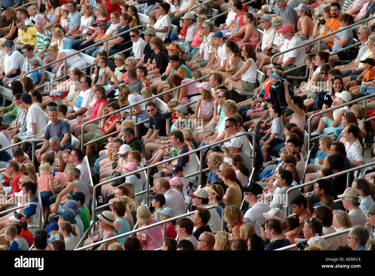 SeaWorld Orlando Florida USA spectators Shamu Stadium Stock Photo - Alamy
