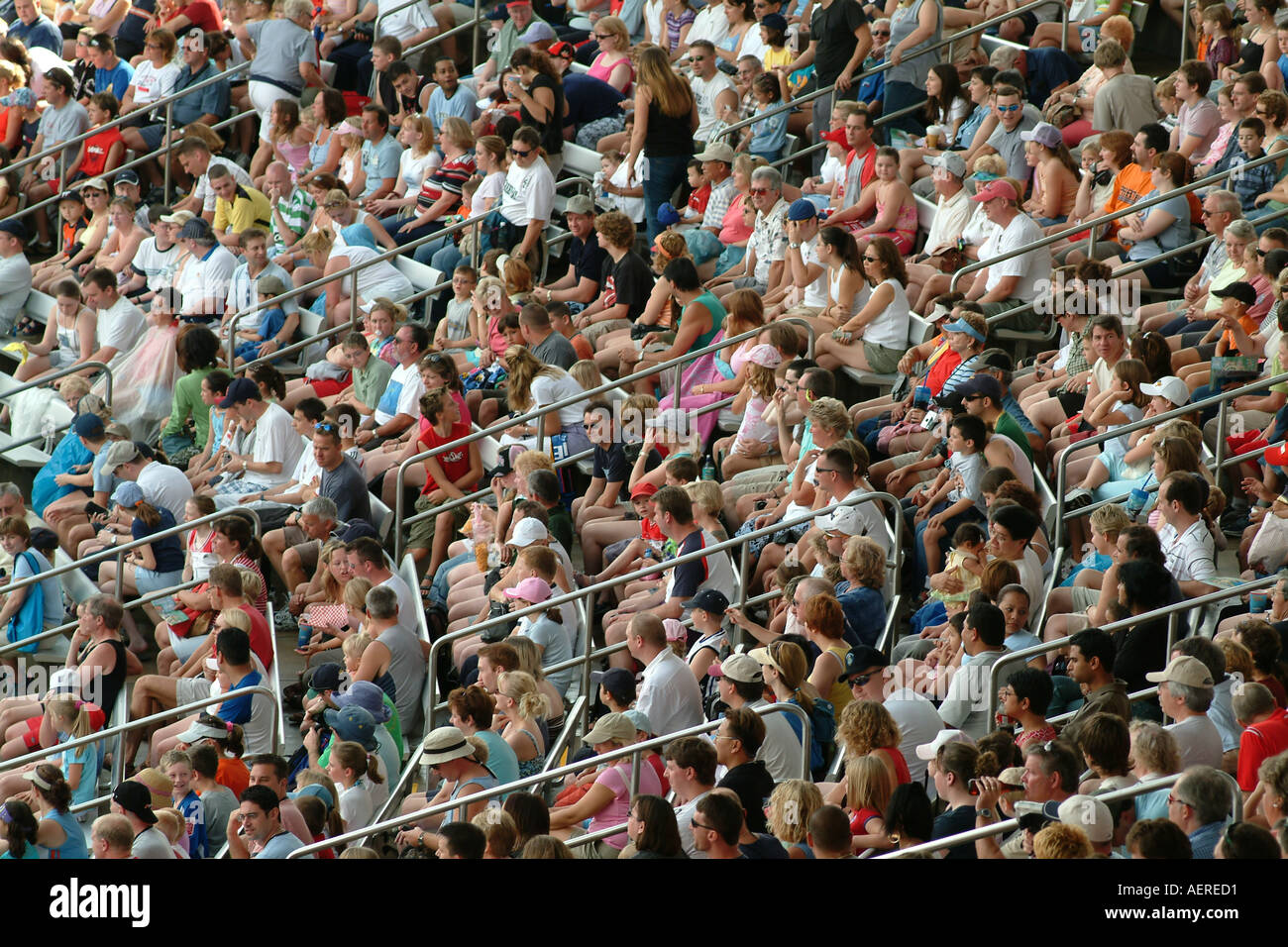 SeaWorld Orlando Florida USA Spectators Shamu Stadium Stock Photo - Alamy