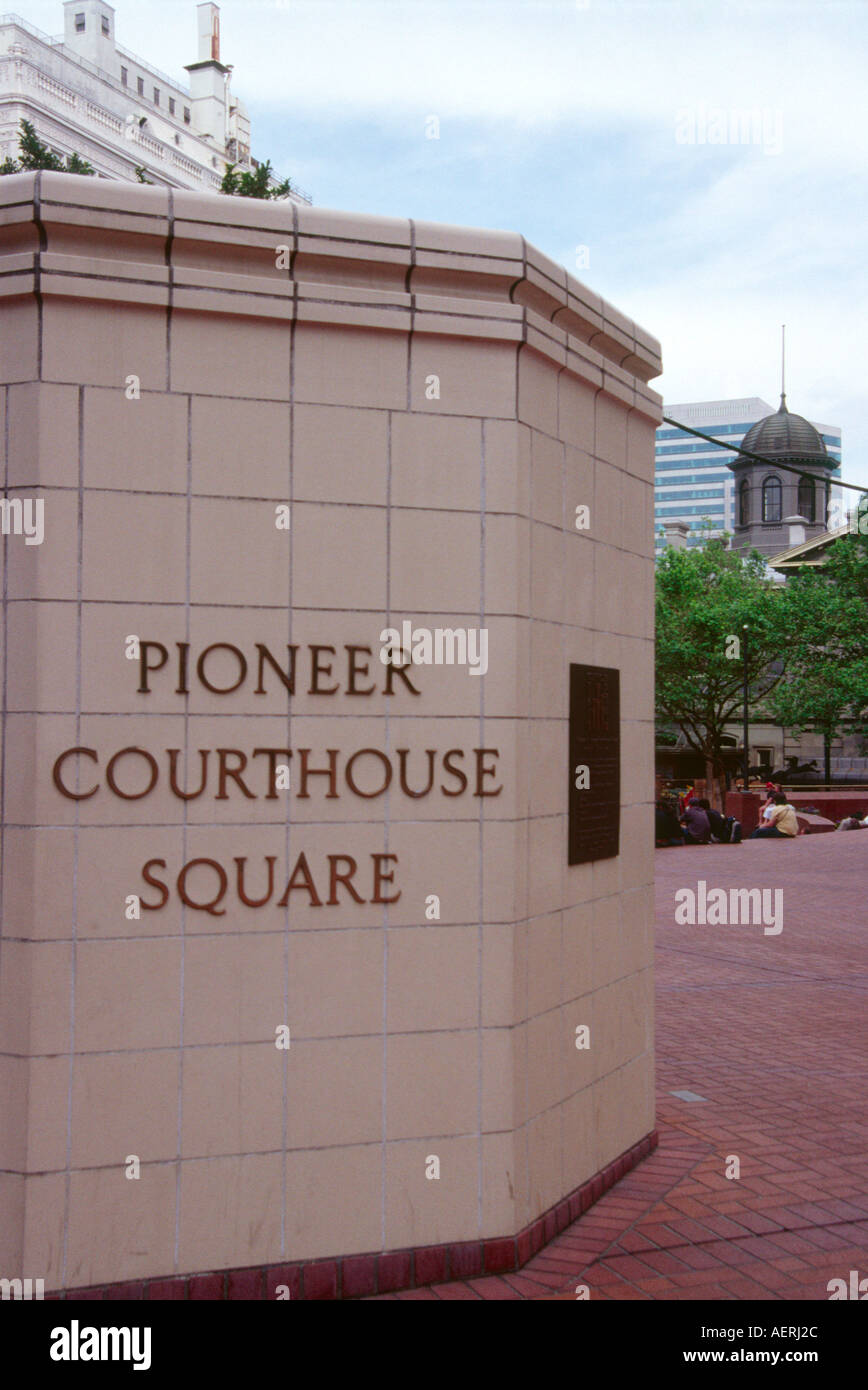 Portland Pioneer Courthouse Square Stock Photo - Alamy