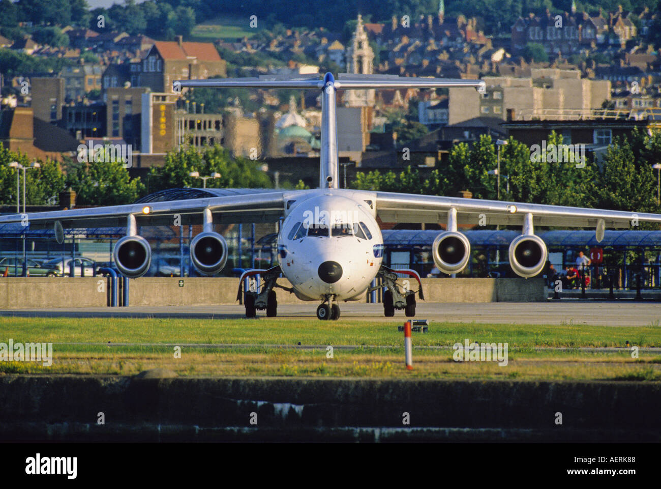 Bae airport hi-res stock photography and images - Alamy