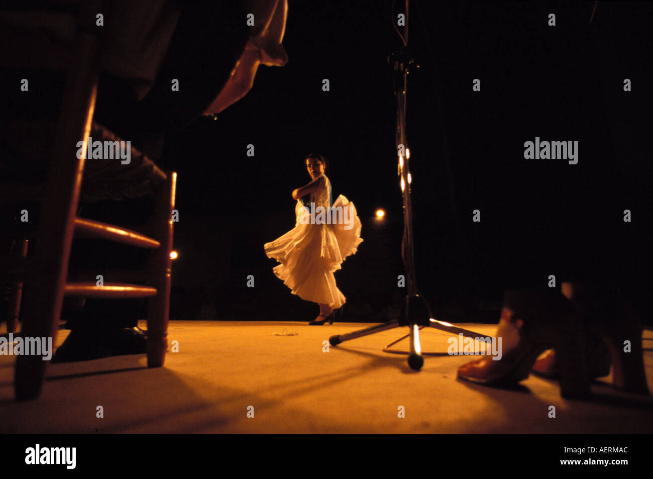 Flamenco dancing cadiz hi-res stock photography and images - Alamy