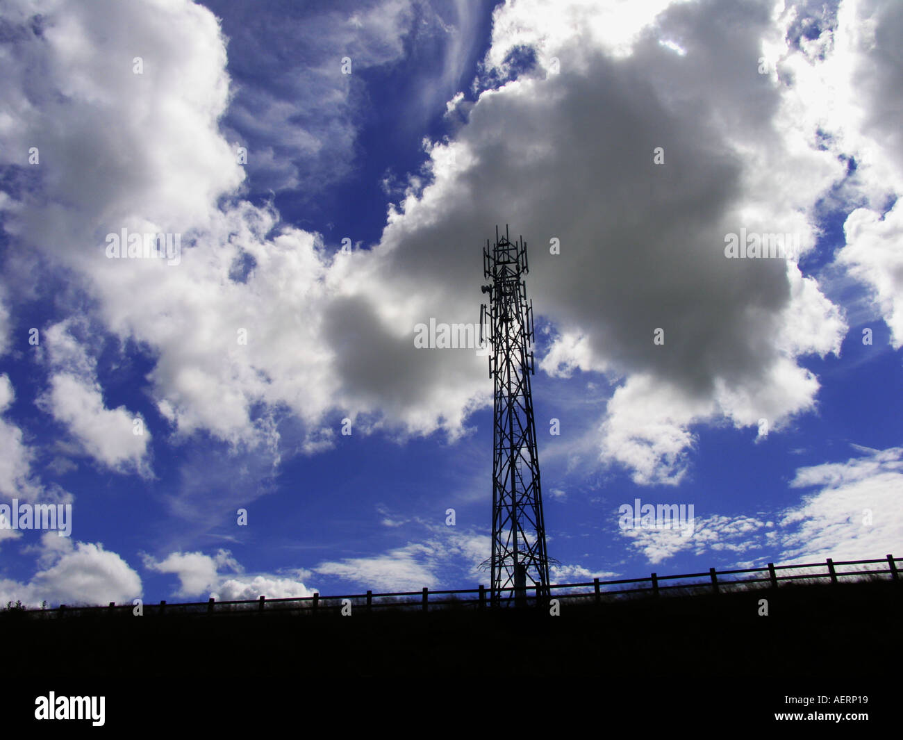 Weather radio mast hi-res stock photography and images - Alamy