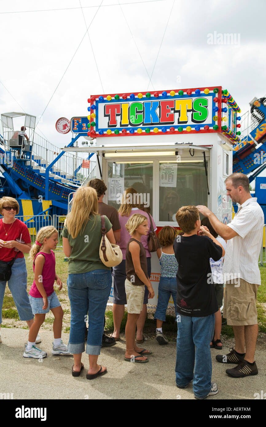 Ticket booth fair rides hi-res stock photography and images - Alamy