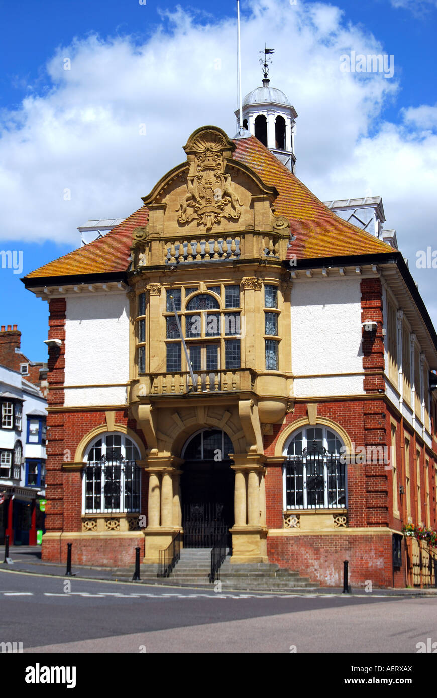 The High Street and Town Hall, Marlborough, Wiltshire, England, United ...