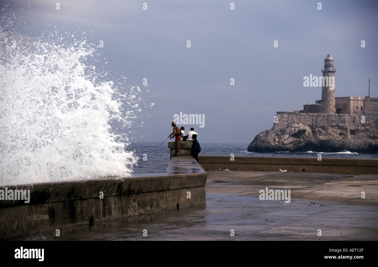 Cubans fishing hi-res stock photography and images - Alamy