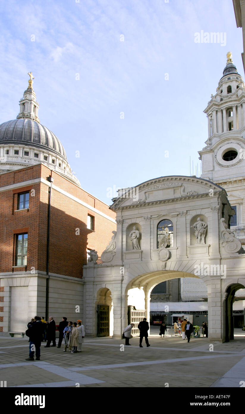 Temple Bar in Paternoster Square in London The only surviving gateway ...