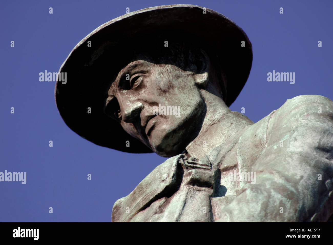 WAR MEMORIAL CINDERFORD GLOS Stock Photo - Alamy